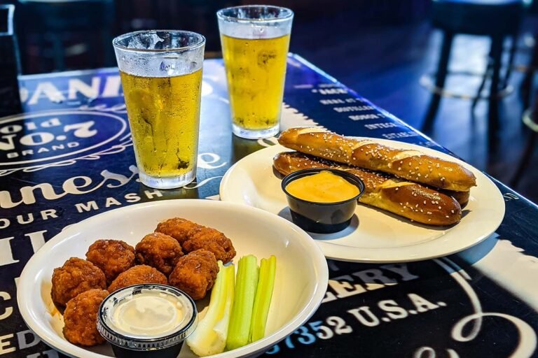 Best Happy Hours in Cocoa Beach & Cape Canaveral – Lesko Explore